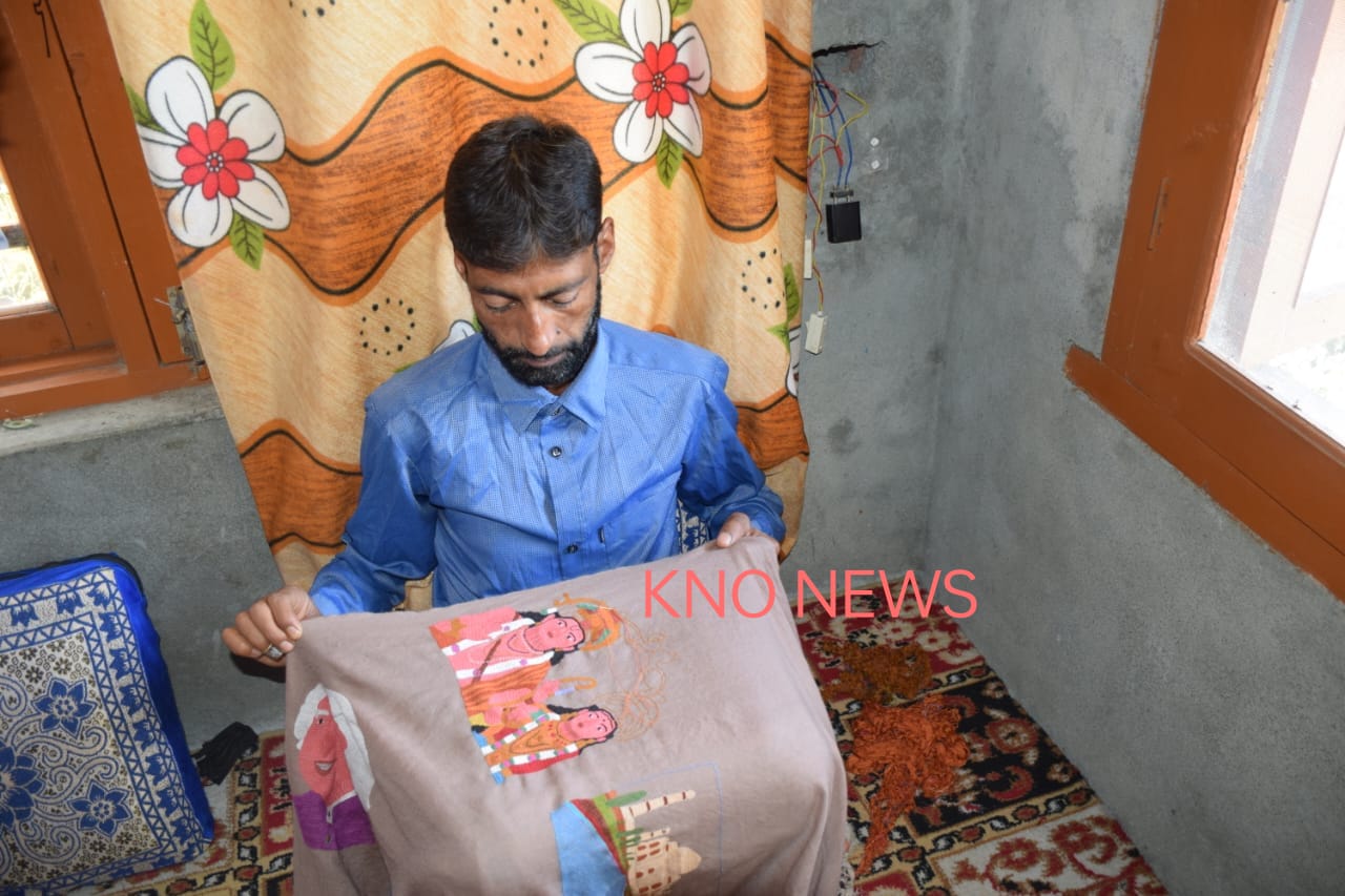 Artisan on a mission: Reviving Sozni art through his work | KNO