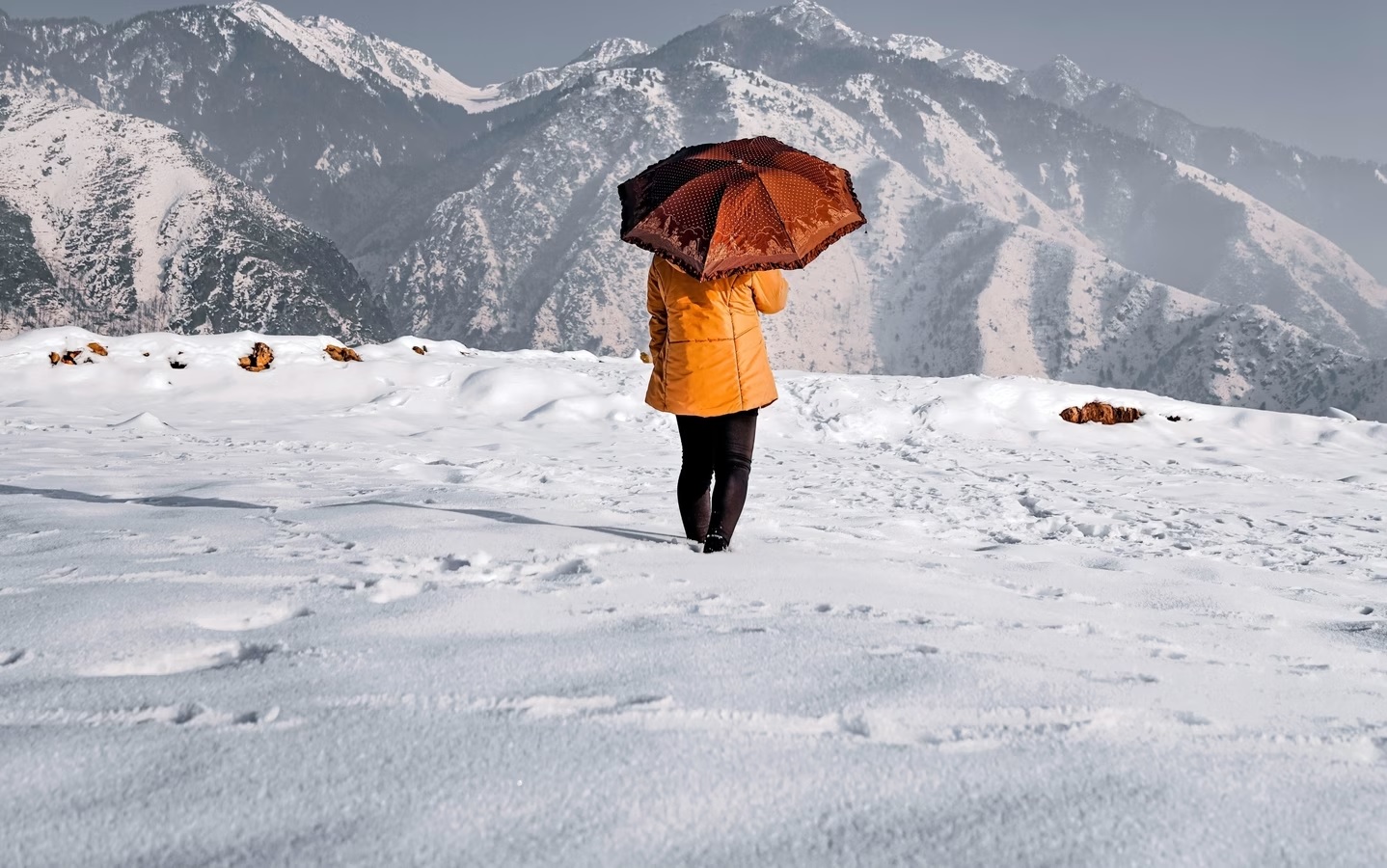 Pahalgam witnesses 30-40 % surge in tourism after snowfall | KNO
