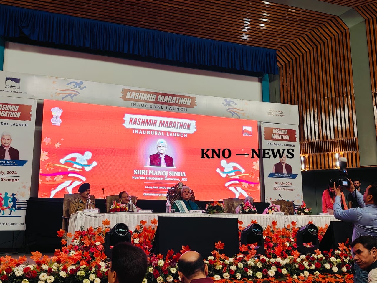 Stage set for Kashmir marathon; LG Sinha says event to give tourism ...