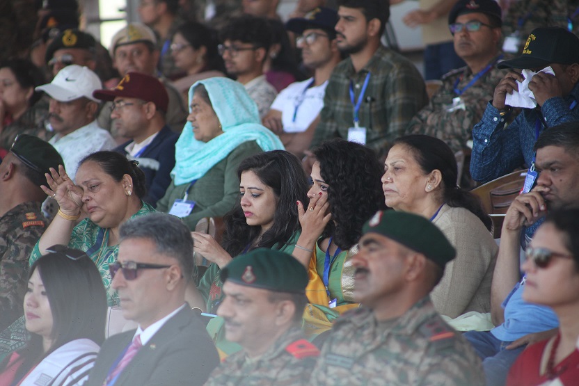 Kargil War hero pay tributes to brave soldiers on 25th anniversary | KNO