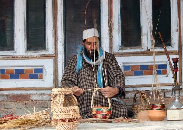 Traditional Kangri craft faces decline as modern heating gadgets take ...