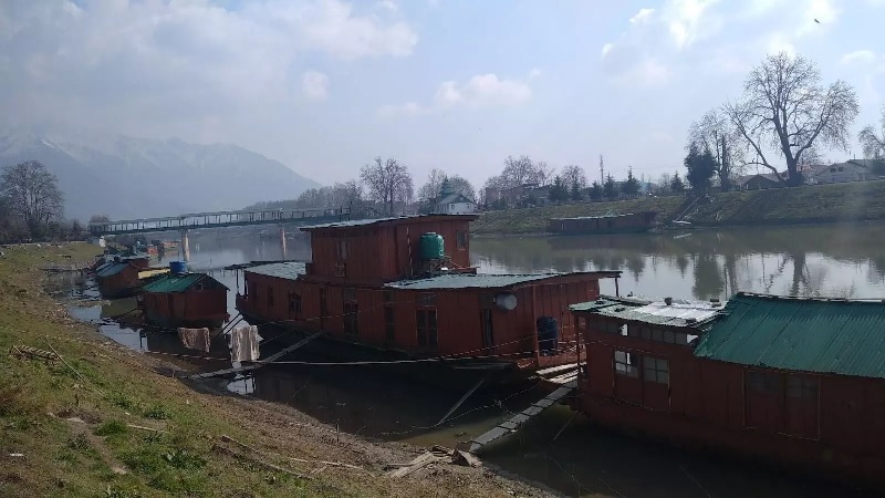 Crisis in Jhelum: Chattabal Weir operationalised to save iconic ...