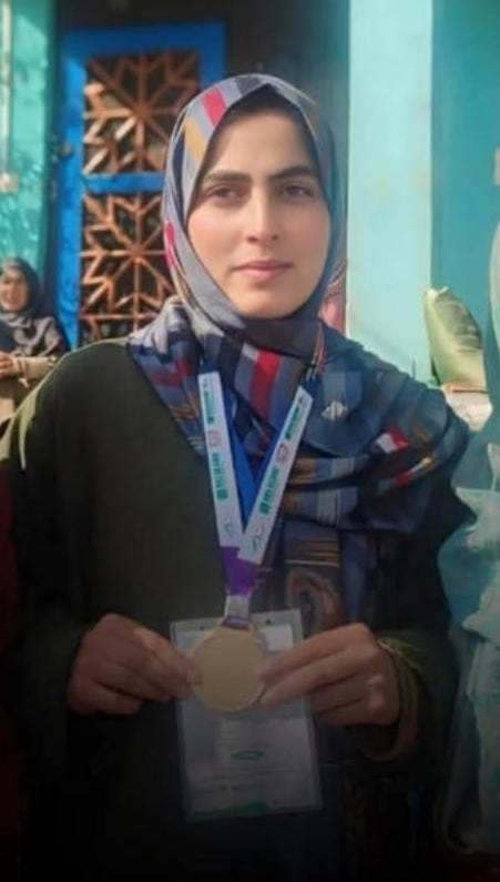 Shopian girl wins bronze medal in National Winter Biathlon Championship ...