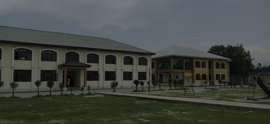ADGP Police Headquarters visits J&K Police Public School Bemina | KNO